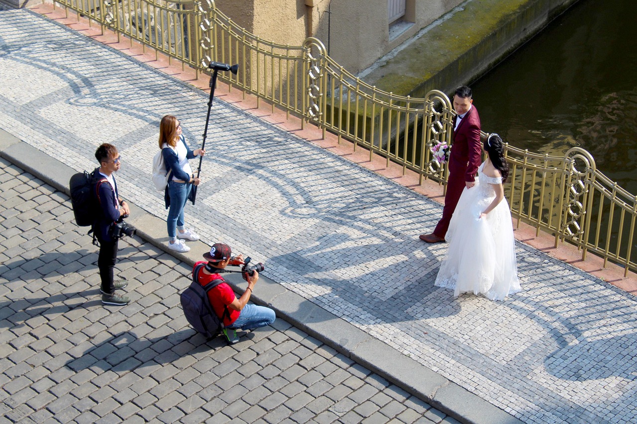 Ce este un fotograf de nuntă documentarist și ce stil are? - Daniel ...